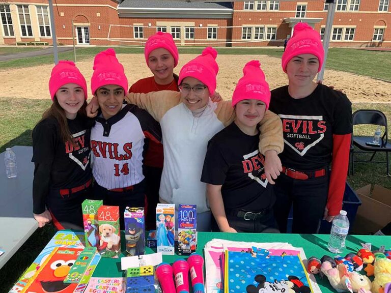 Lady Devils Softball League – Clarendon Hills Park District